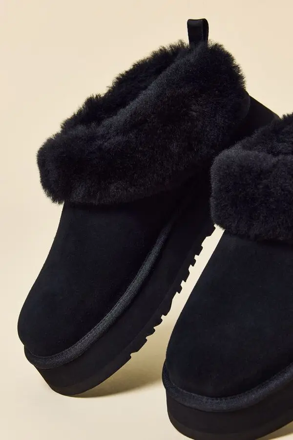 UGG Tazzelle Sheepskin Slipper