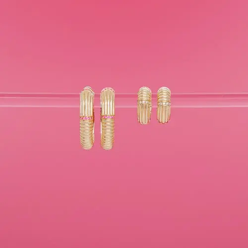 CAMPBELL + CHARLOTTE Found Ribbed Oval Hoop Earring - Diamond-gold
