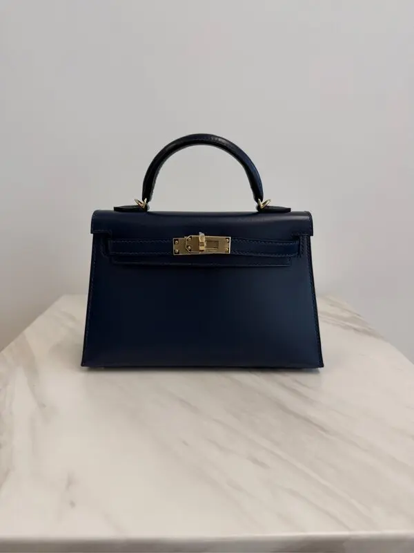 Hermès Kelly 20cm Box Leather Handbag With Permabrass Hardware - Blue