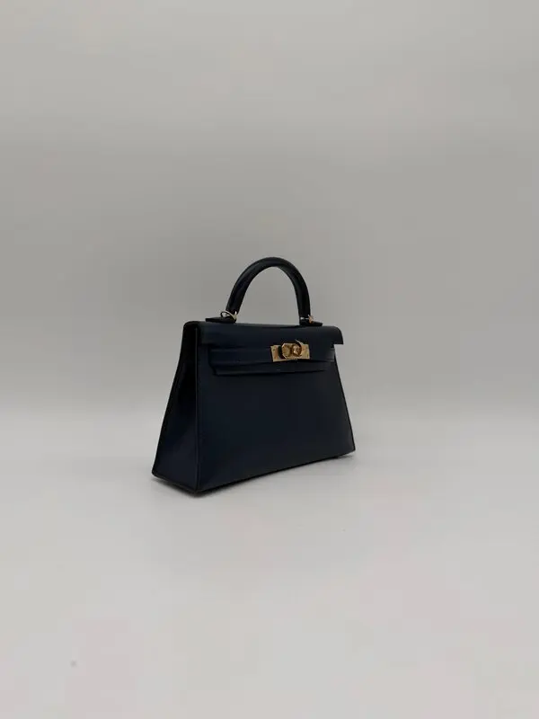 Hermès Kelly 20cm Box Leather Handbag With Permabrass Hardware - Blue