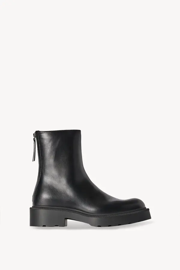 THE ROW Nobilis Fast Boots - Black