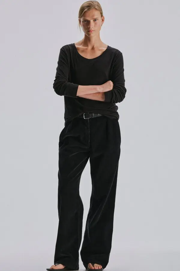 THE ROW Kalto Long Sleeve T-shirt - Black