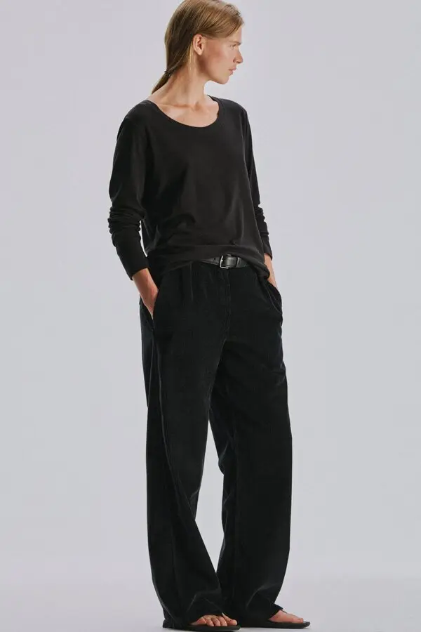 THE ROW Kalto Long Sleeve T-shirt - Black
