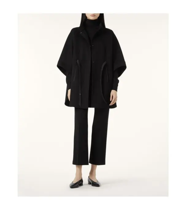 Loro Piana Ribbed Turtleneck Knit Top