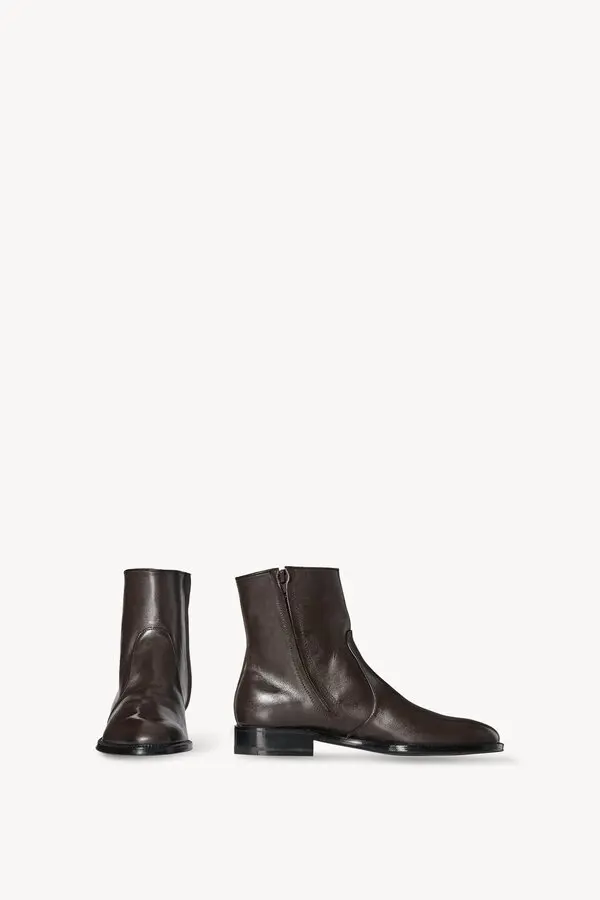 THE ROW Oscar Boot - Lacquer Brown