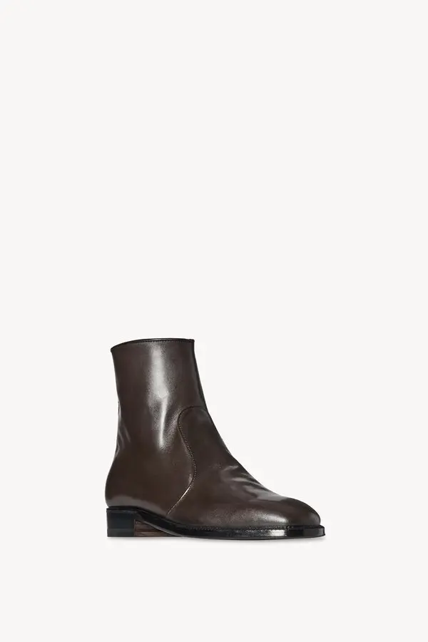 THE ROW Oscar Boot - Lacquer Brown
