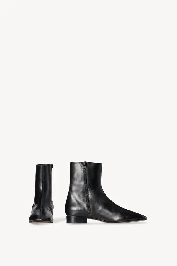 THE ROW Cindy Boot - Black