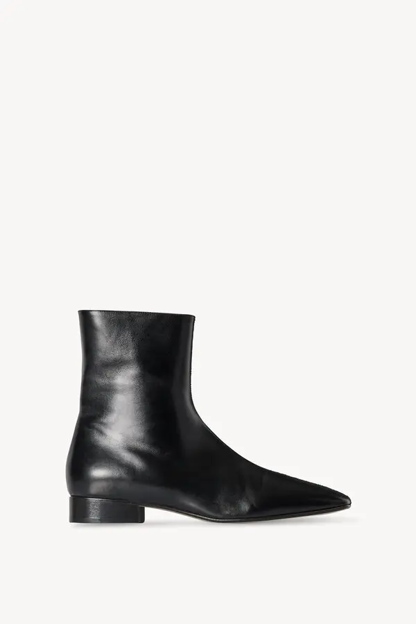 THE ROW Cindy Boot - Black