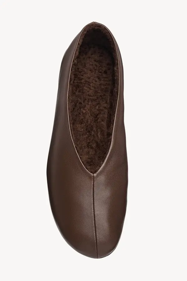 THE ROW Stella Slipper - Medium Brown