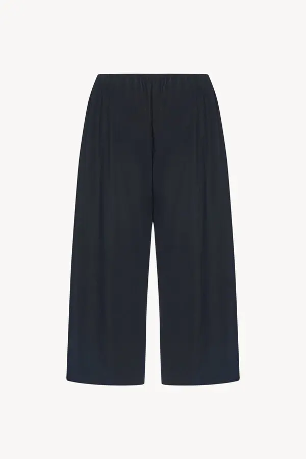 THE ROW Cosmo Short