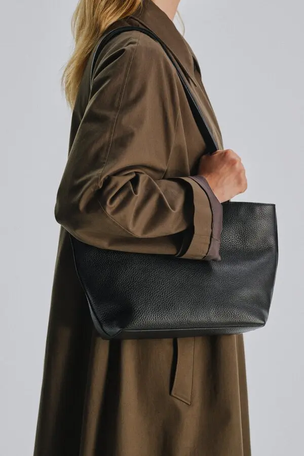THE ROW Parker Bag - Black