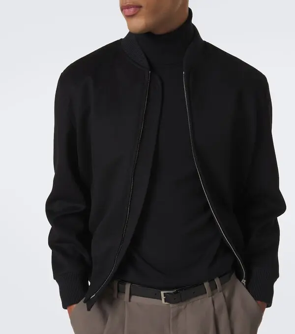 SLOWEAR Virgin Wool Turtleneck Sweater - Black