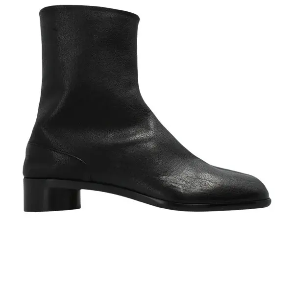 MAISON MARGIELA Tabi Ankle Boot - Black