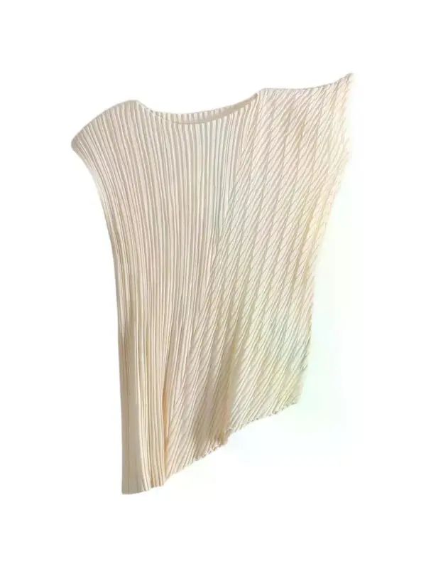 Issey Miyake Off-white Plissé Effect Asymmetric Top