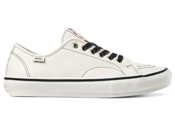 VANS Skate Ave Classic Low Top Sneakers
