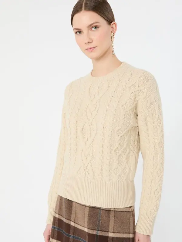 Max Mara Cable Knit Wool Yarn Jumper