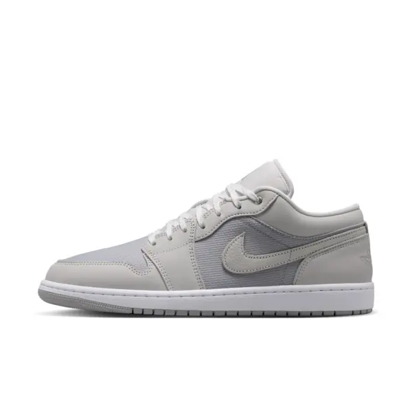 JORDAN 1 Low Se Athletic Shoes - White