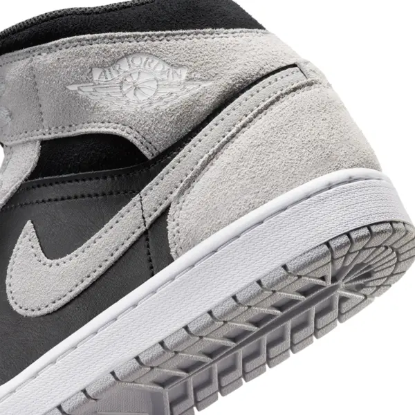 JORDAN 1 Mid Se "light Smoke