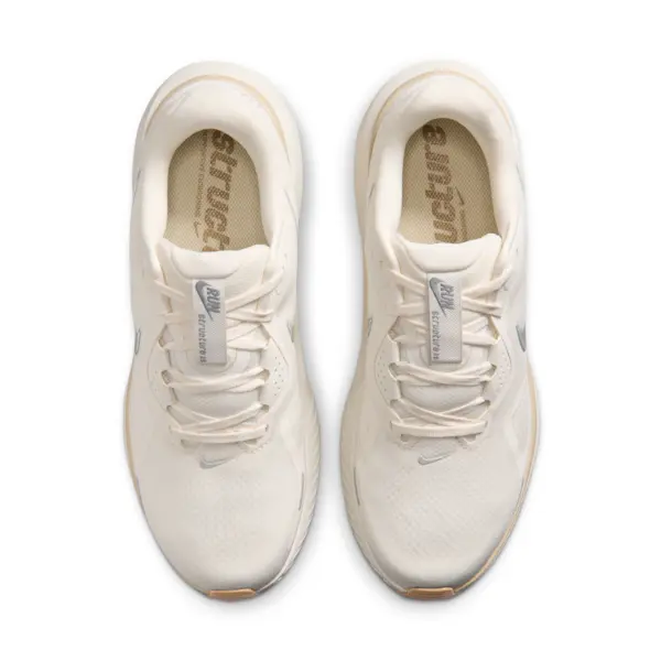Nike Structure 26 Road Running Shoes