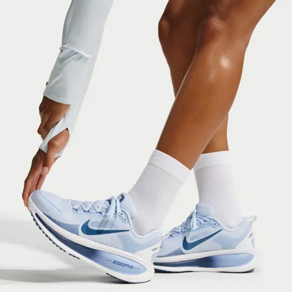 Nike Vomero 18 Road Running Shoes - Blue
