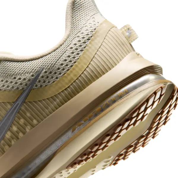 Nike Pegasus Premium Road Running Shoes - Brown