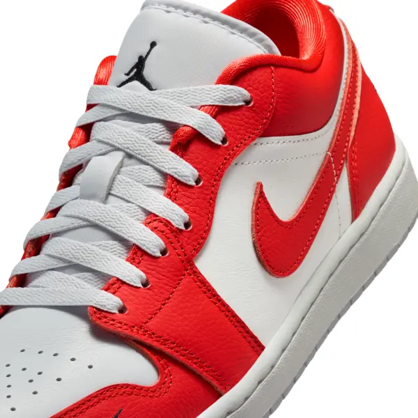 JORDAN 1 Low Se