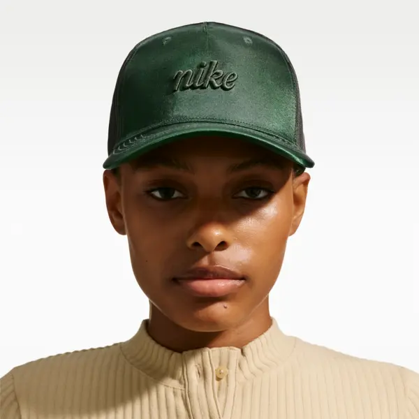 Nike Rise Structured Premium Trucker Cap