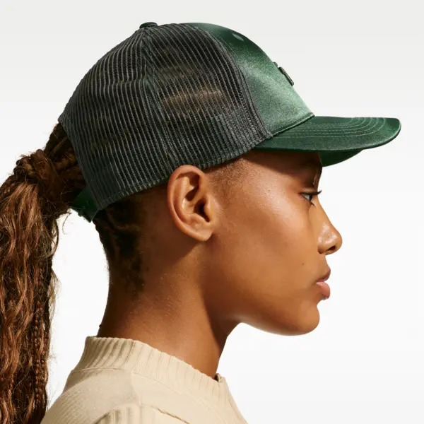 Nike Rise Structured Premium Trucker Cap