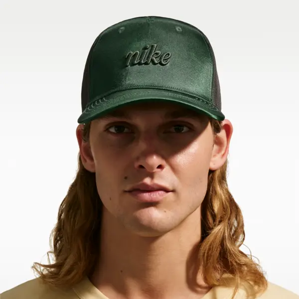 Nike Rise Structured Premium Trucker Cap