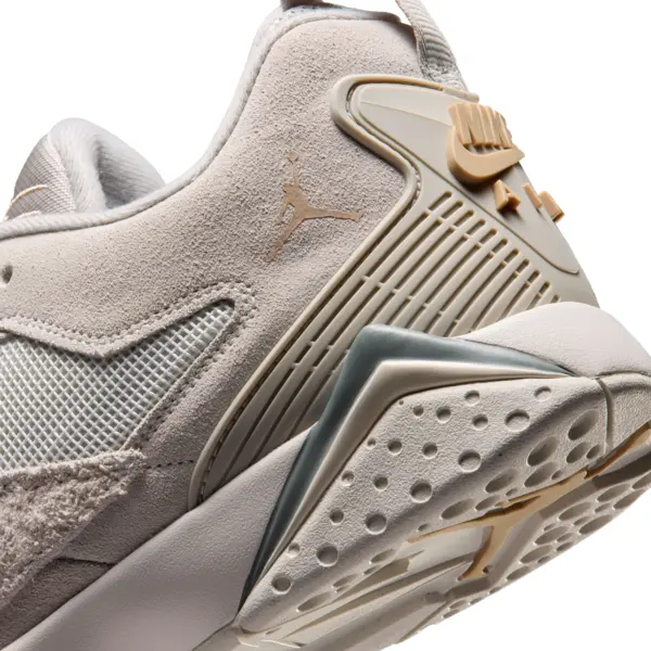 JORDAN Mvp 92 Low Top Shoes