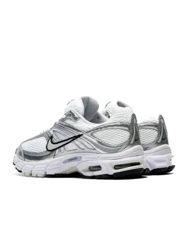 Nike Max Moto 2k Running Shoes - White