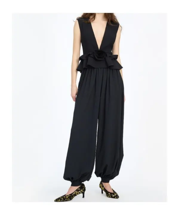 ROTATE BY BIRGER CHRISTENSEN Peplum Flower V-neck Top - Black