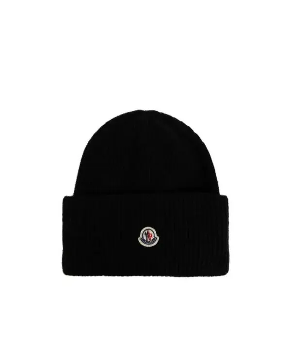 Moncler Ribbed Knit Hat With Logo - No