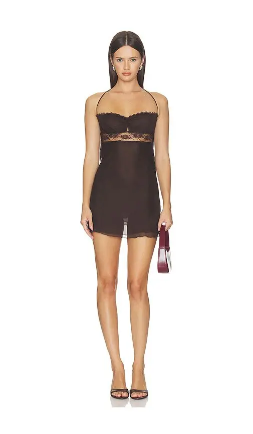BELLA VENICE X The Scarlet Dress