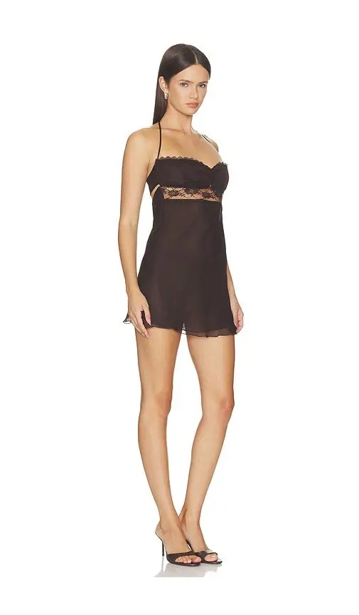 BELLA VENICE X The Scarlet Dress