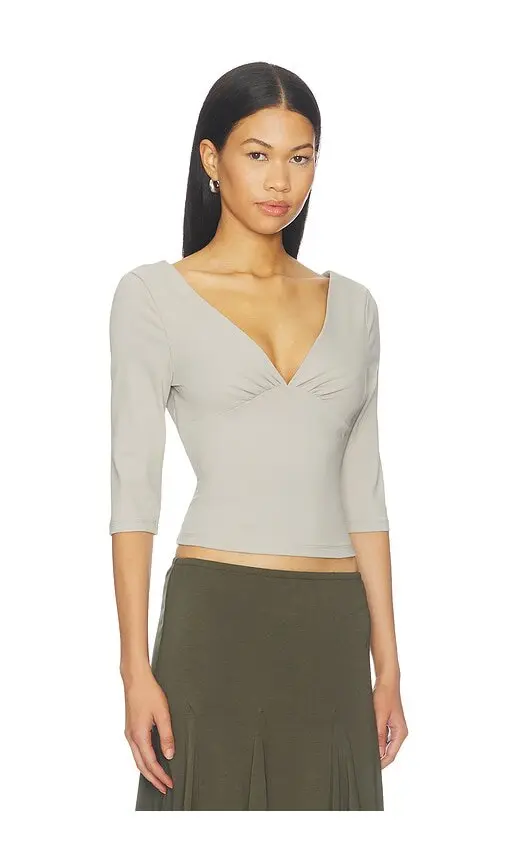 Lioness Canyon Top In Grey