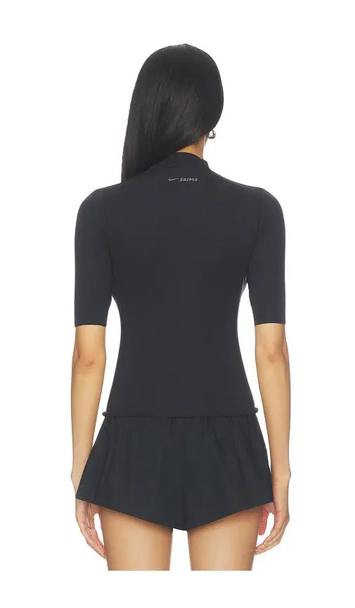 NIKESKIMS Weightless Short Sleeve Top