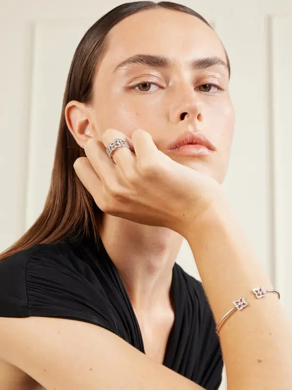 DE BEERS LONDON De Beers 18-karat White Diamond Bangle