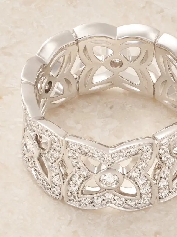 DE BEERS LONDON De Beers 18k White Diamond Lotus Ring