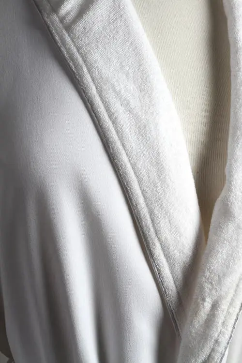 WRAPPED IN A CLOUD Spa Robe