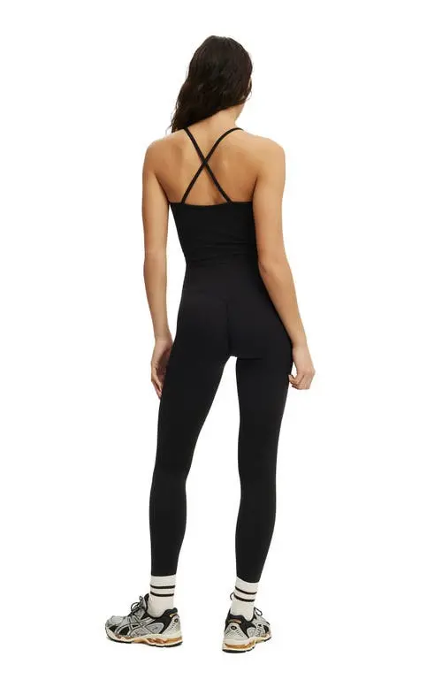 Cotton:on Active Ultra Luxe Cross Front Invisible Scrunch Tight