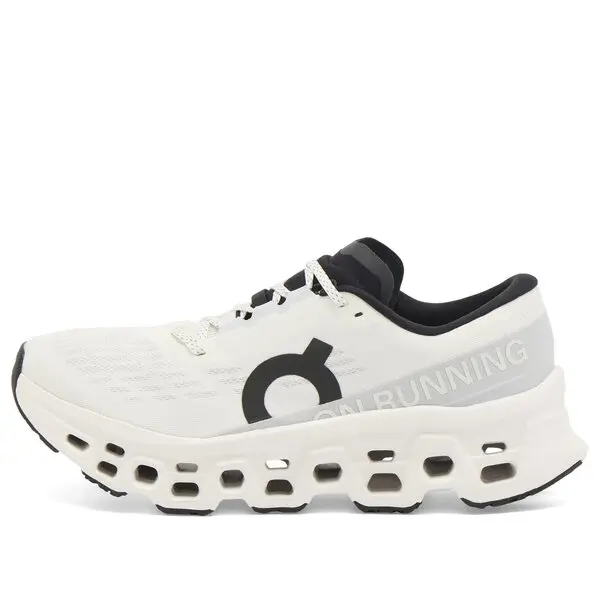 On Cloudmster 3 Sneaker