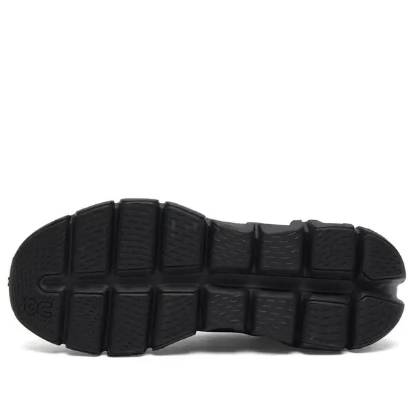 On Cloud X Tempo Sneaker