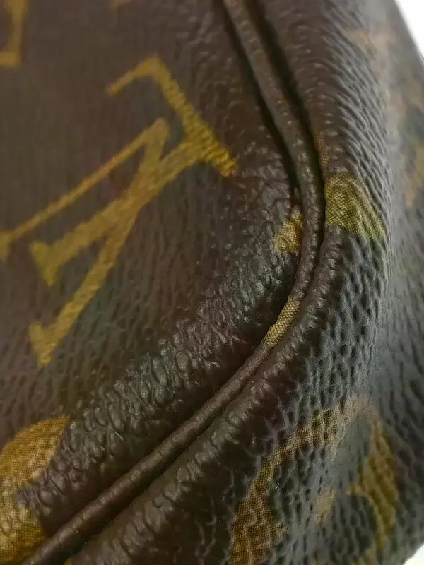LOUIS VUITTON 2004 Panda Monogram Pochette Accessoires Tote Bag