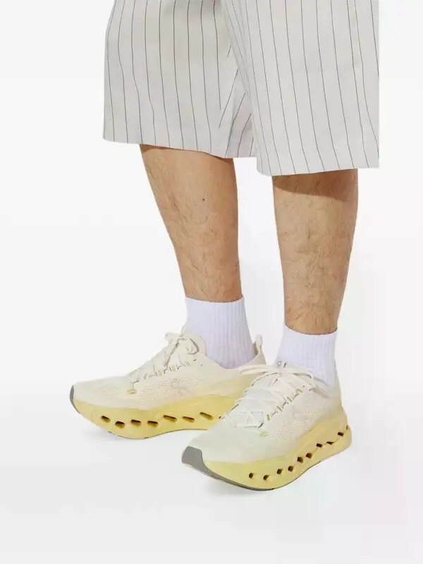 On Cloudsurfer Max Sneakers