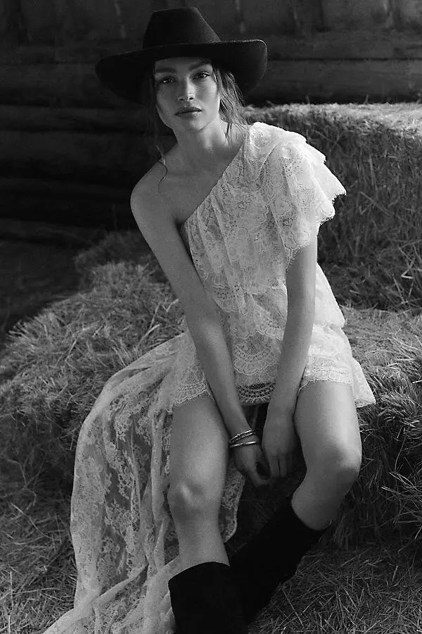 Ila Leni Ruffled Tra Mi Dress