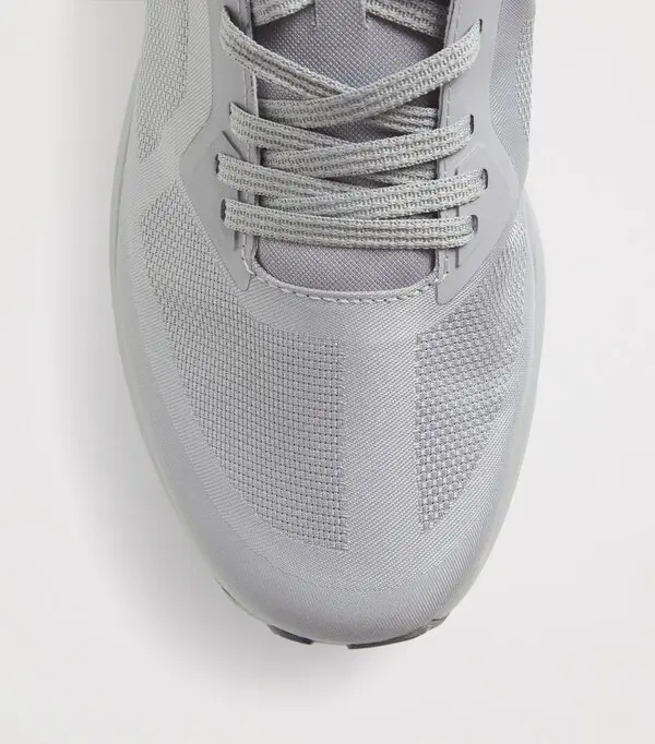 On Cloudze Trainers