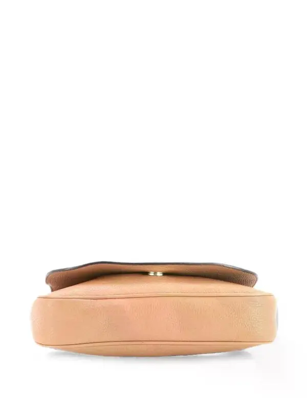 Gucci Soho Chain Leather Medium Crossbody Bag