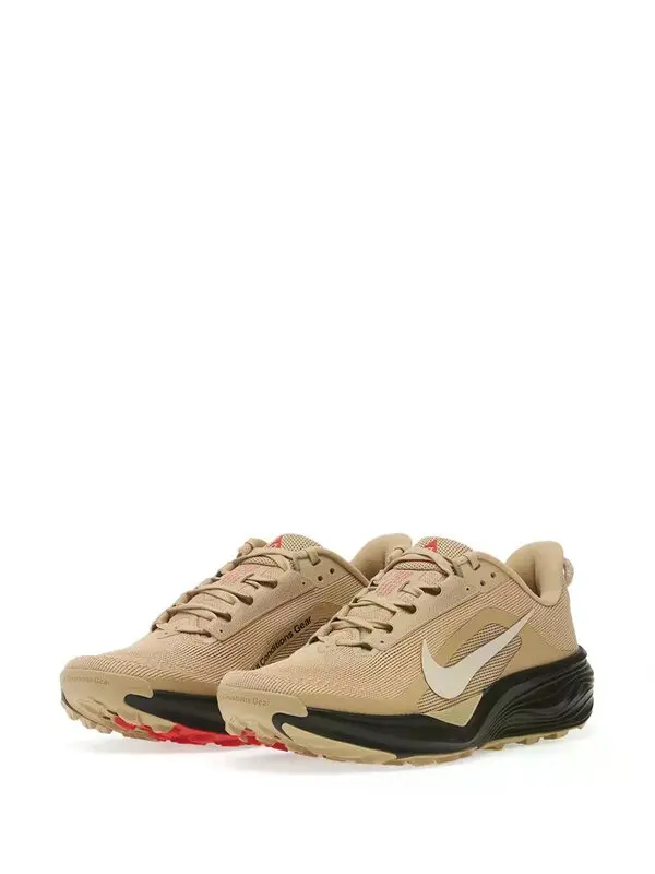 Nike Pegasus Trail Sneakers