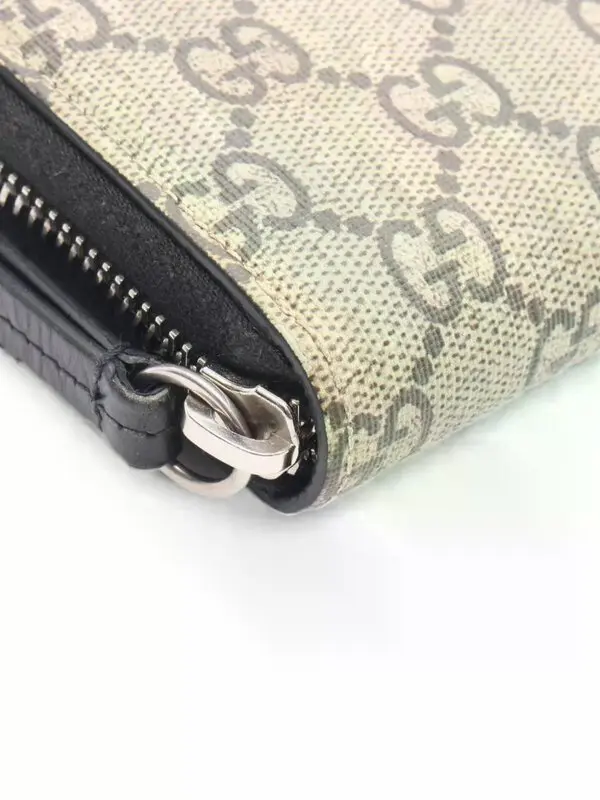 Gucci 2000s Gg Supreme Bee Wallet